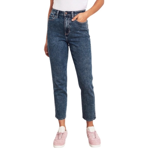 Ultra High Rise Mom Jeans Hollister